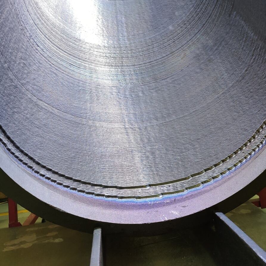 Pipe cladding station